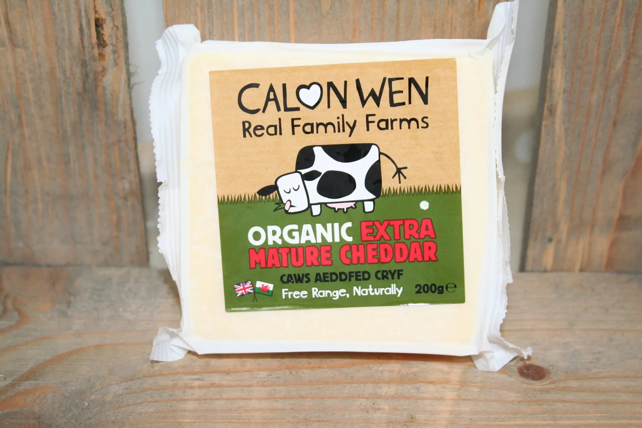 CALON WEN Organic Extra Mature Cheddar (200g) - Organically Speaking ...